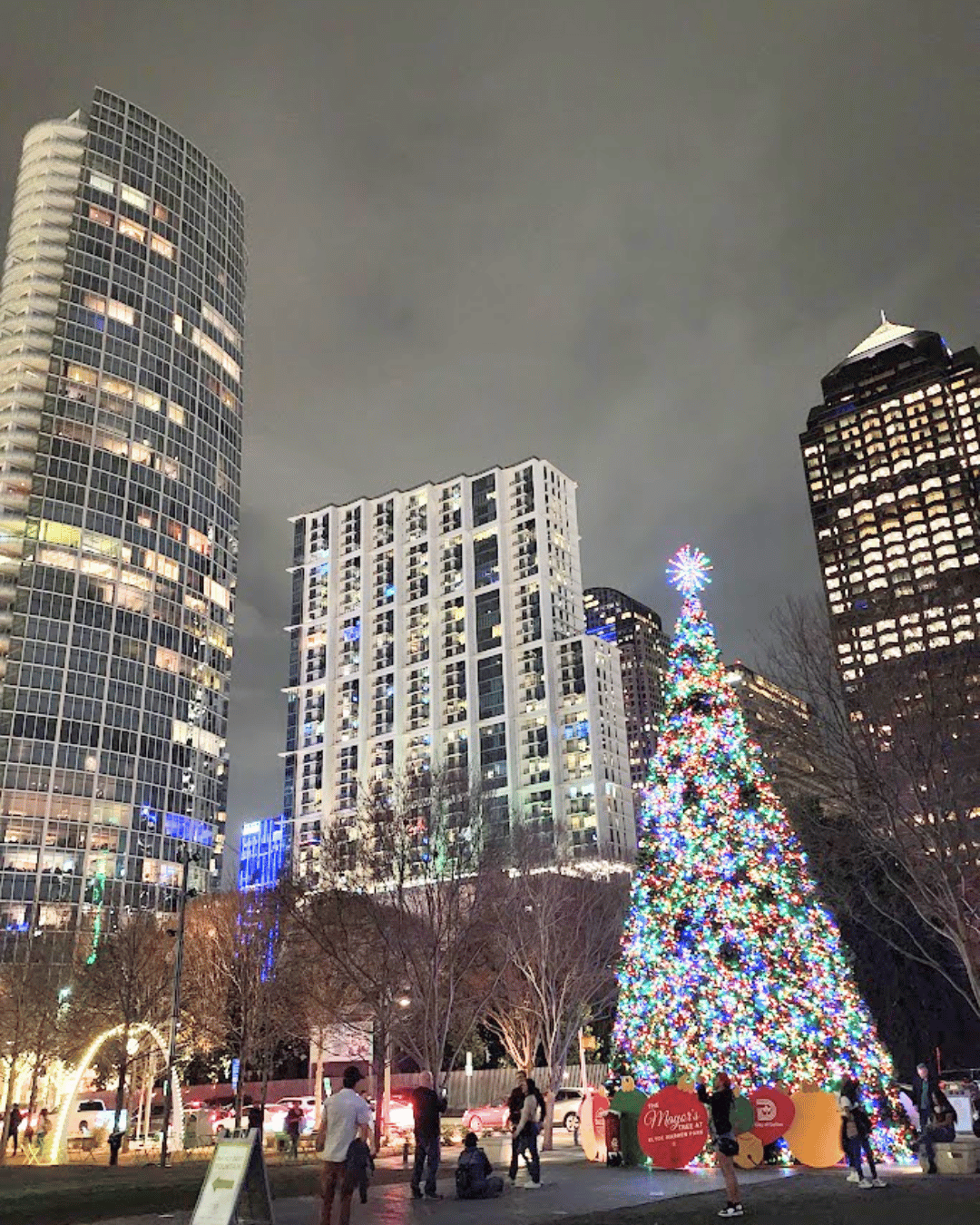 13 Best Christmas Destinations in Texas - Unseen Colorado